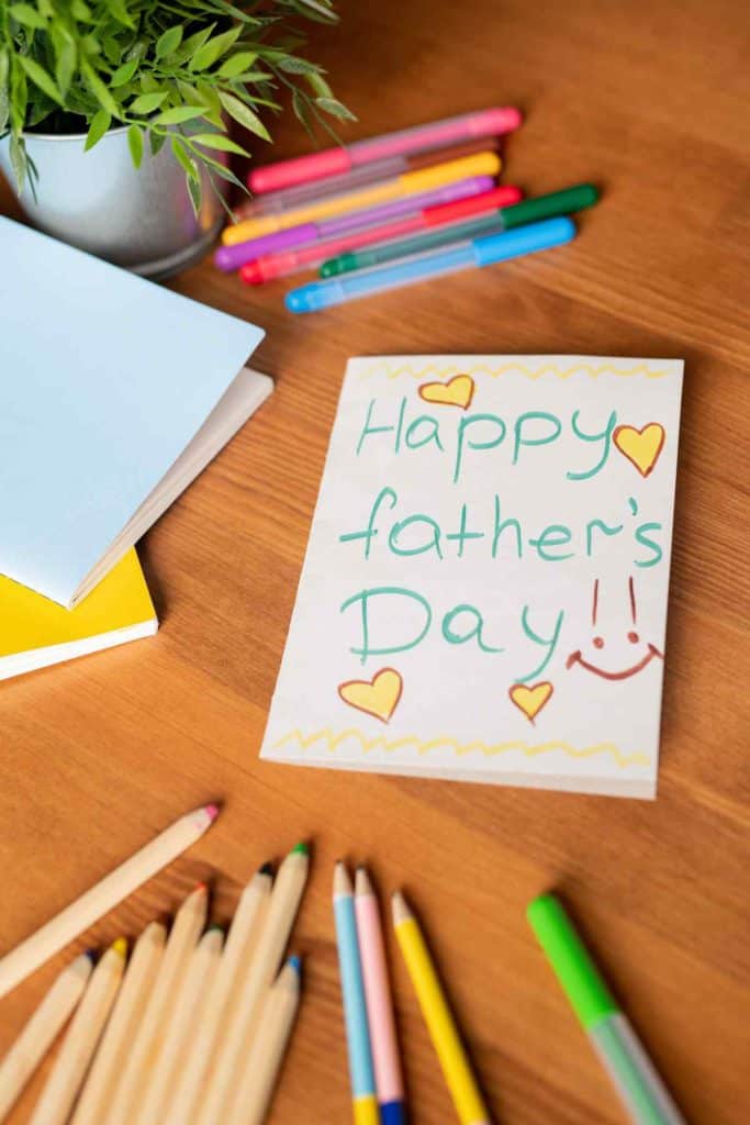 40+ Free Father's Day Gifts [That Are Meaningful and Fun]