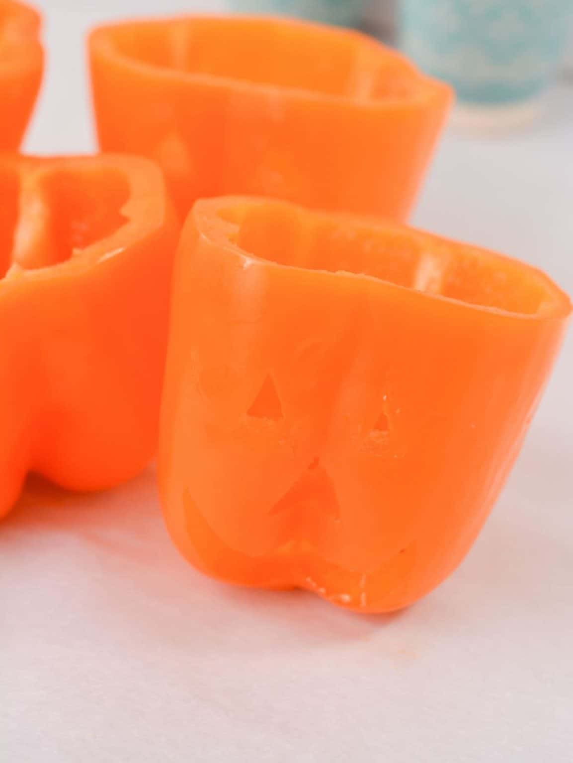 Halloween Stuffed Peppers [Best Jack-O'-Lantern Recipe]