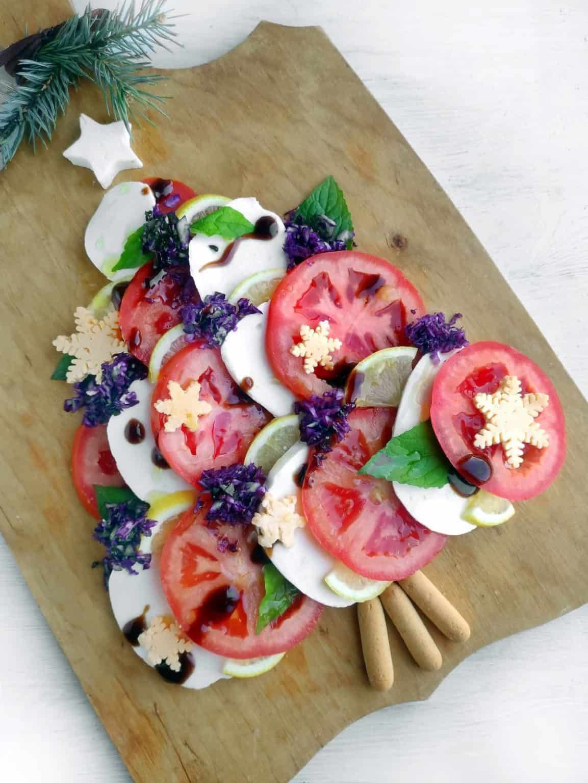 Caprese Christmas Tree Salad: A Festive Appetizer