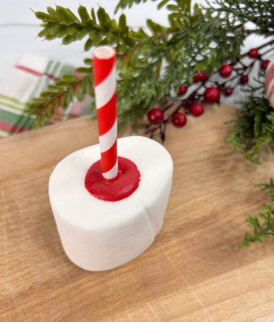 Easy Homemade Christmas Marshmallow Pops: Santa's Bag