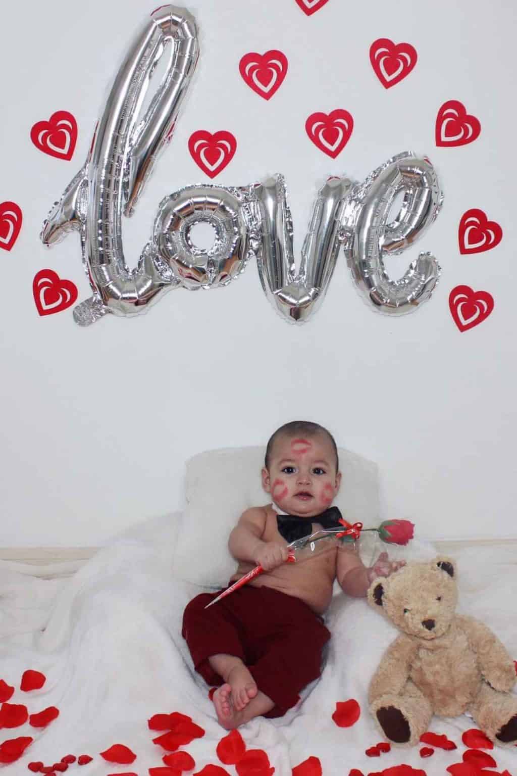 Valentine's Day Baby Photoshoot Ideas For Easy DIY Images