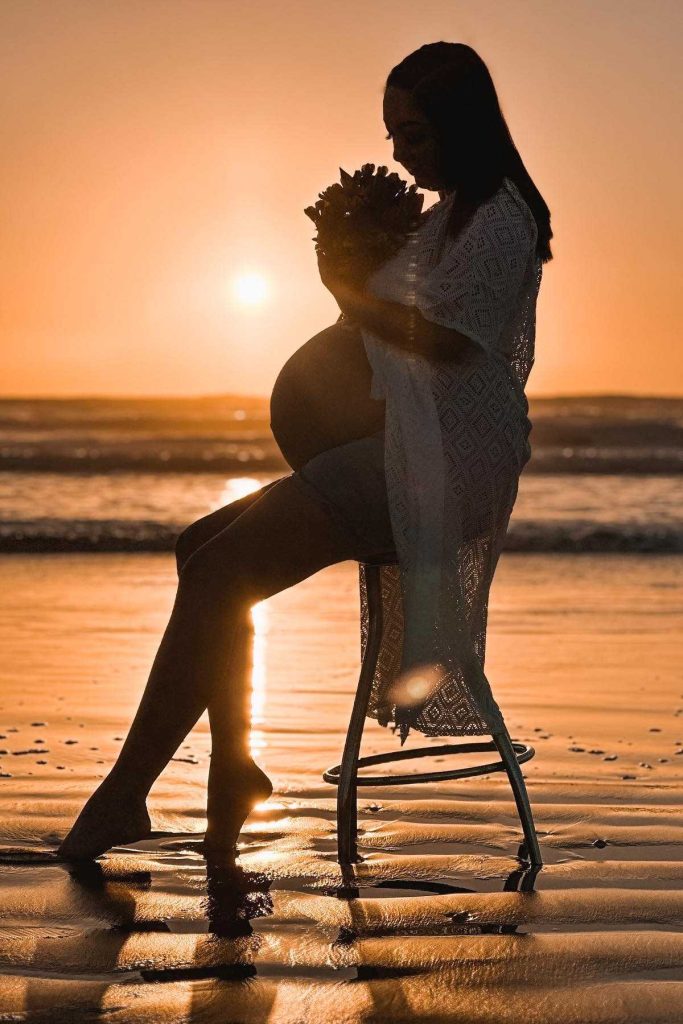 Creative Beach Pregnancy Photoshoot Ideas | Maternity Photo Ideas