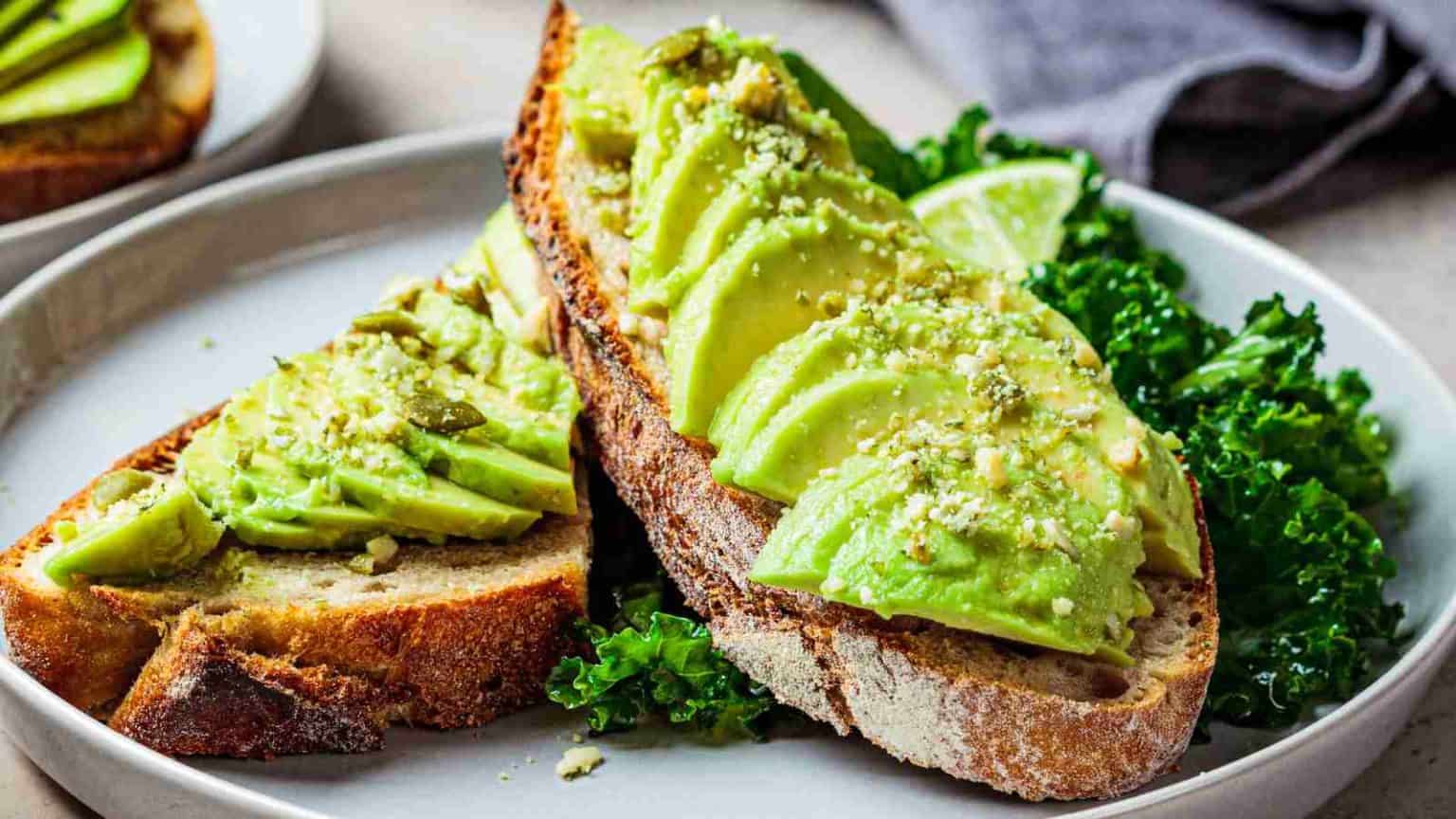 Top 15 High-Protein Foods That Aren't Meat (But Just as Filling)