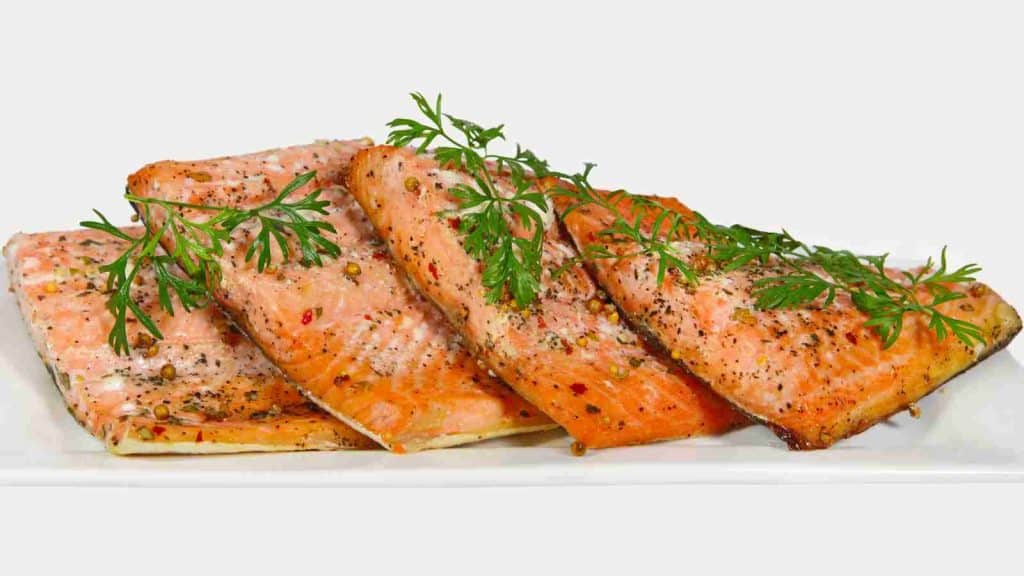 Heart-Healthy Eating: 13 Foods That Lower Your Cholesterol Naturally