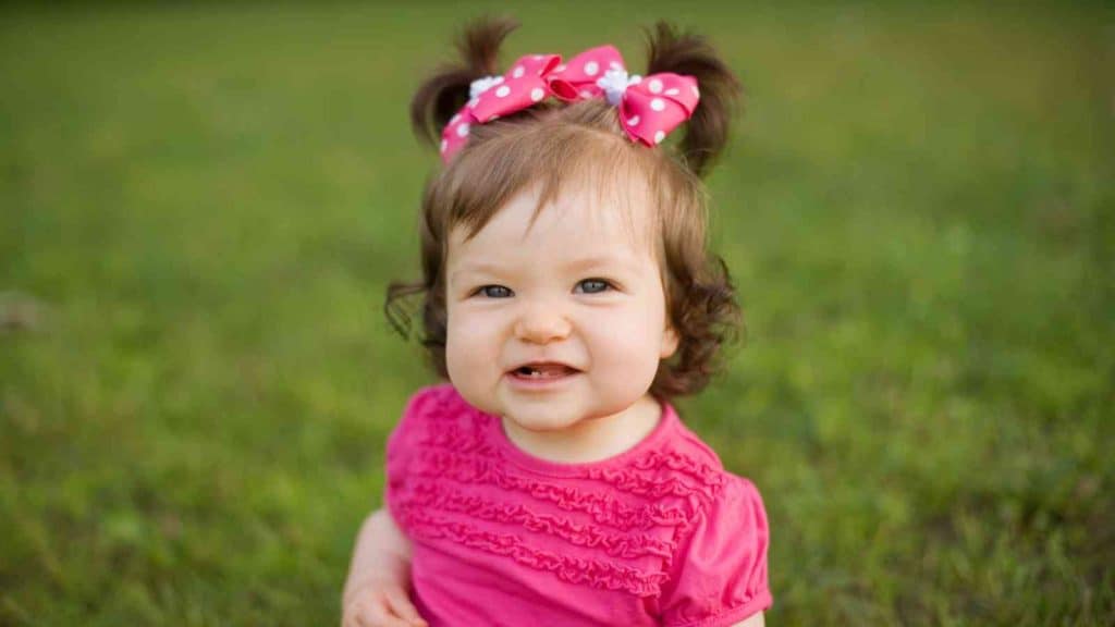 30 Fascinating Girl Names That Start with Letter F