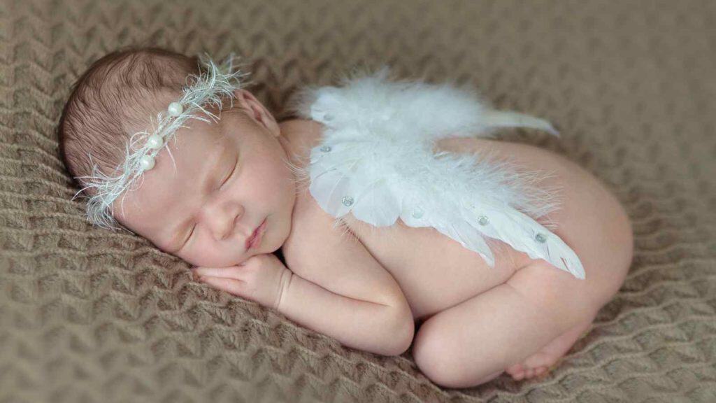 30 Angelic Girl Names That Are Purely Heavenly!