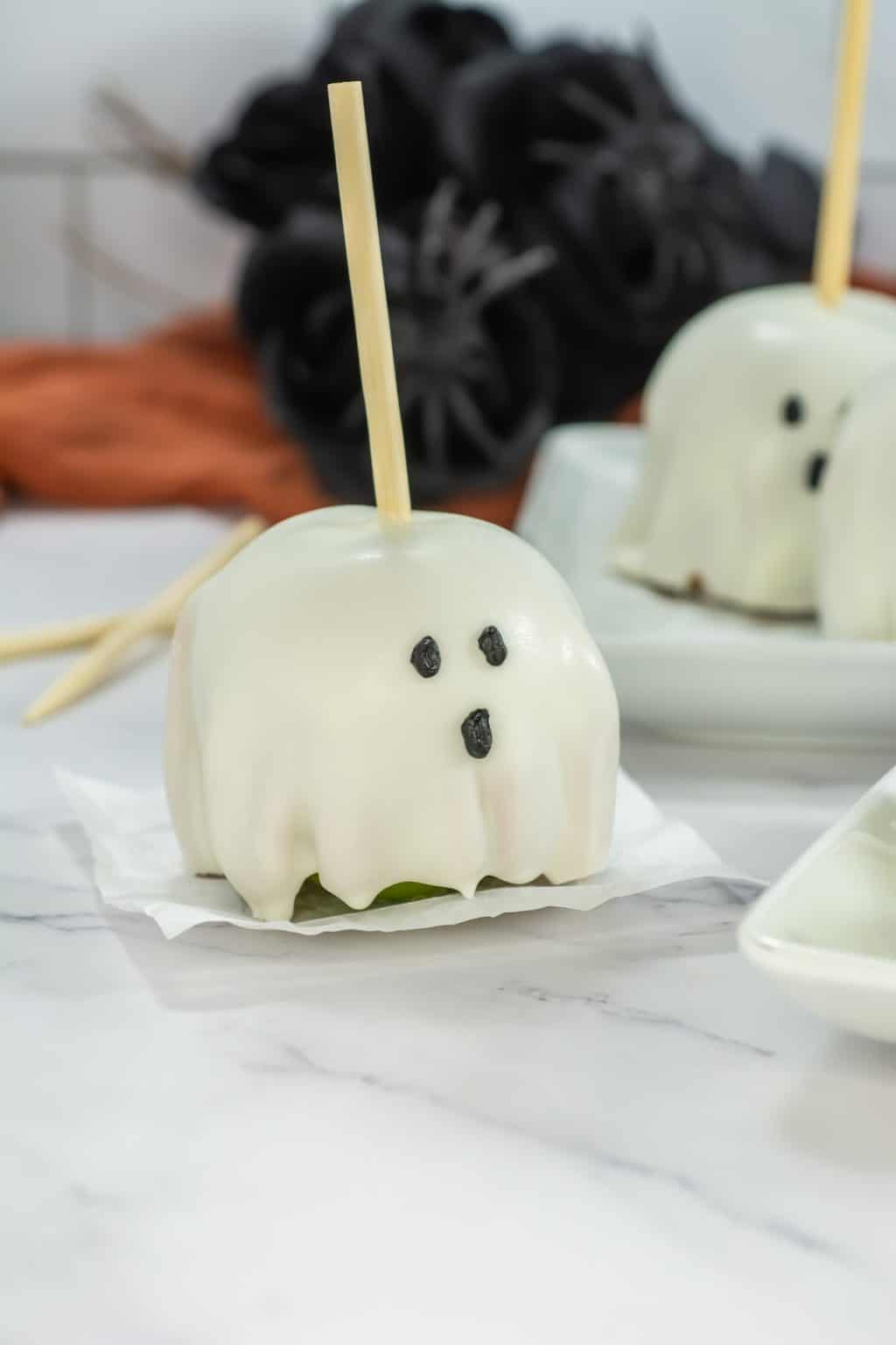 Spooky Sweet Halloween Caramel Apples Recipe