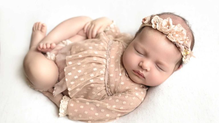 25 Delicate Girl Names Full of Subtle Grace and Beauty