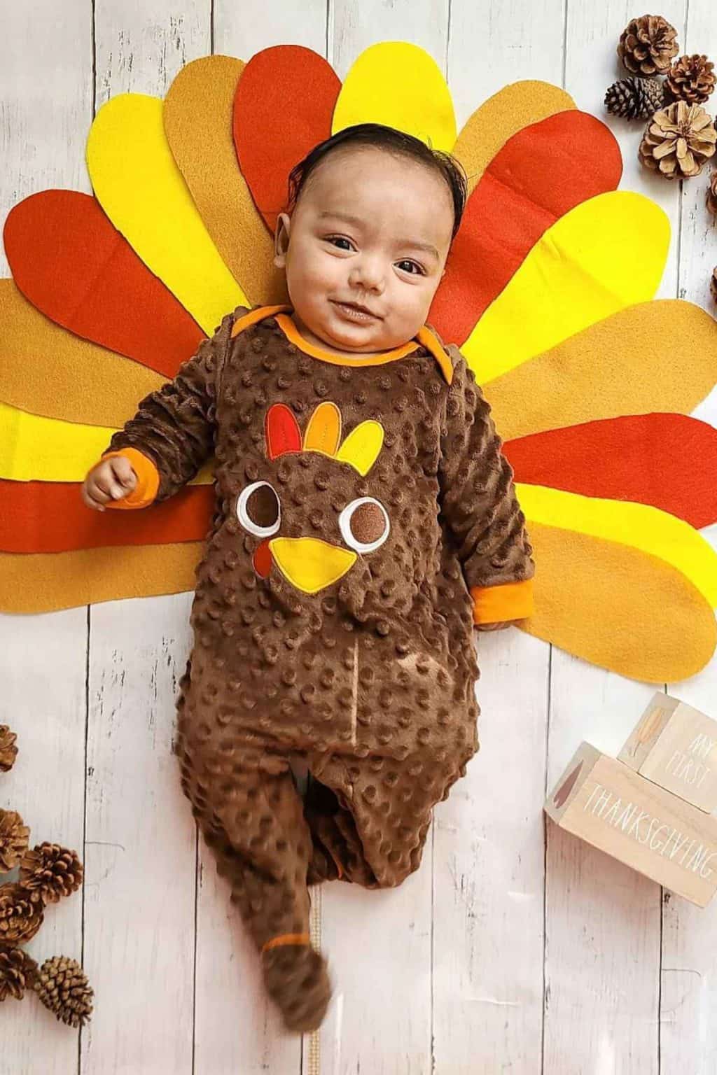 Gobble Up the Cuteness! Thanksgiving Baby Photoshoot Ideas to Try