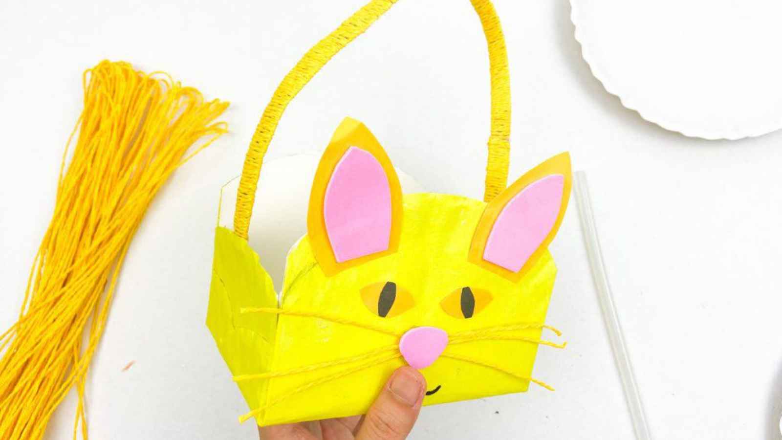 28 Fun and Easy Easter Crafts For Kids to Keep Your Little Bunnies ...