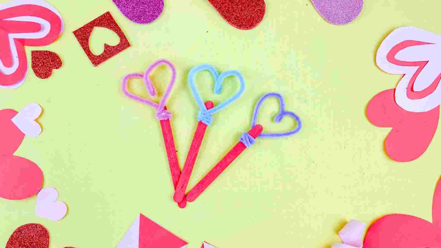25 Heart-Shaped Arts and Crafts To Make This Valentine's Day (Perfect ...