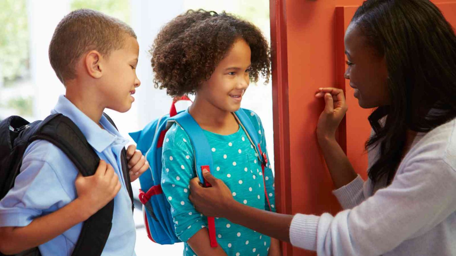 15 Easy Hacks To Get Kids Out The Door On Time Every Morning