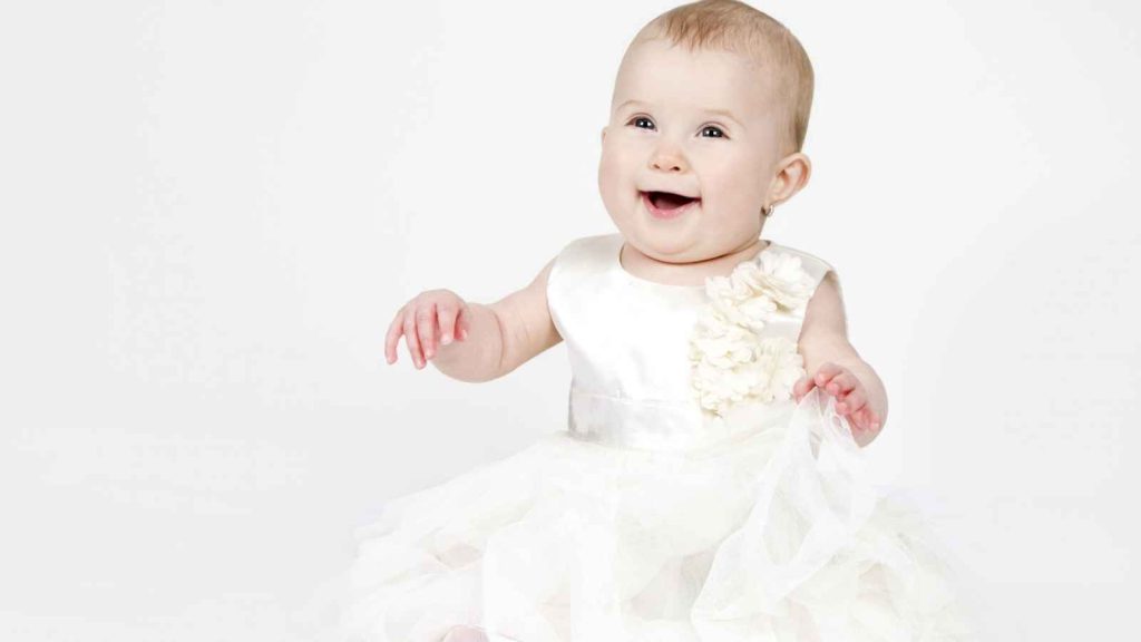 30 High-Society Girl Names that are Genteel and Graceful