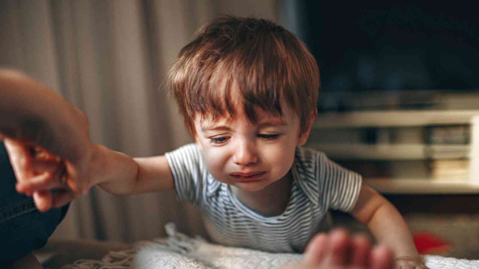 The Top 15 Childhood Fears (And How to Help Kids Overcome Them!)