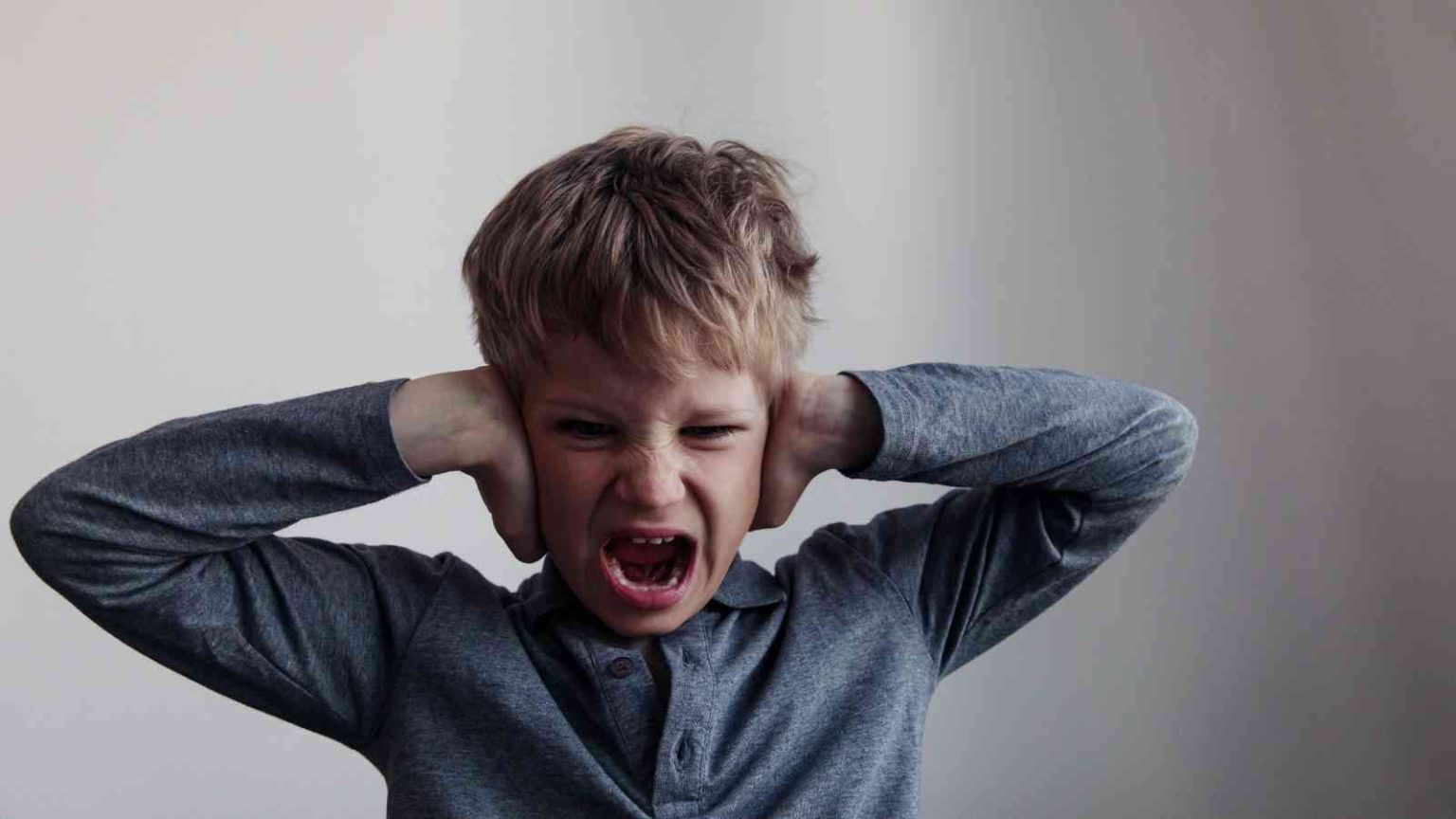 The Top 15 Childhood Fears (And How to Help Kids Overcome Them!)