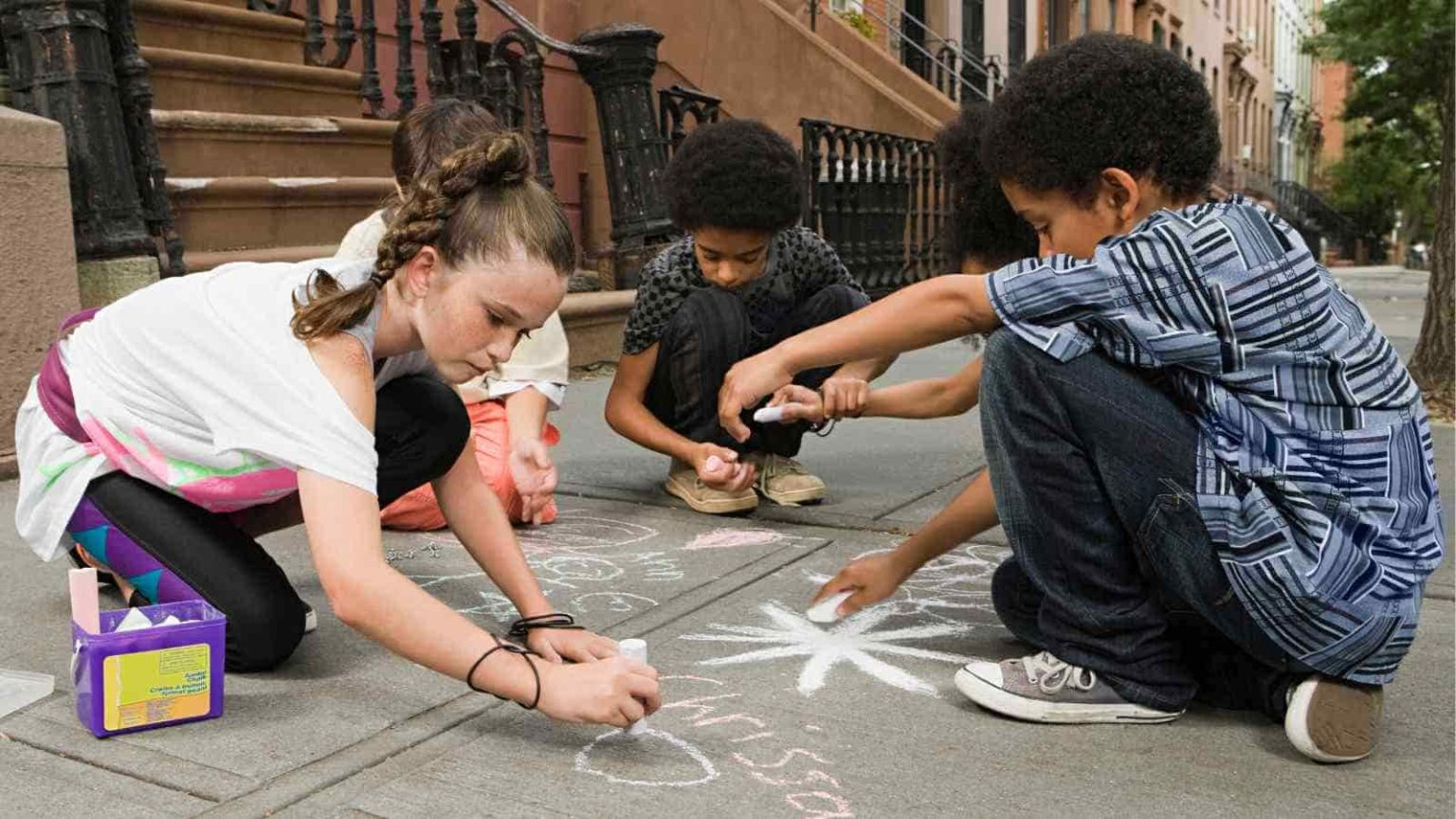 20 Things Kids Used to Do For Fun Before Screens Took Over