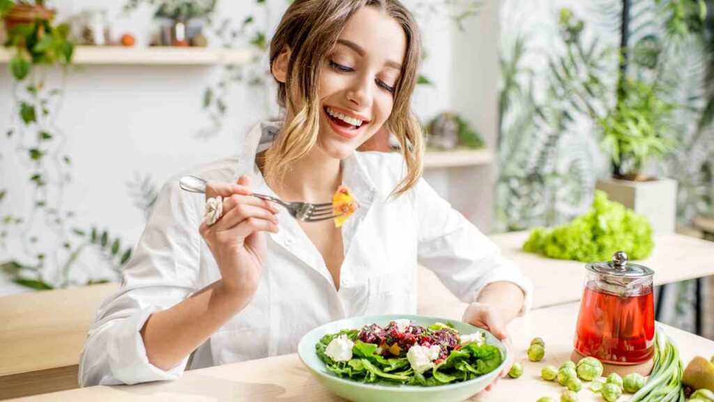 13 Psychological Tricks to Help You Eat Healthier Without Noticing