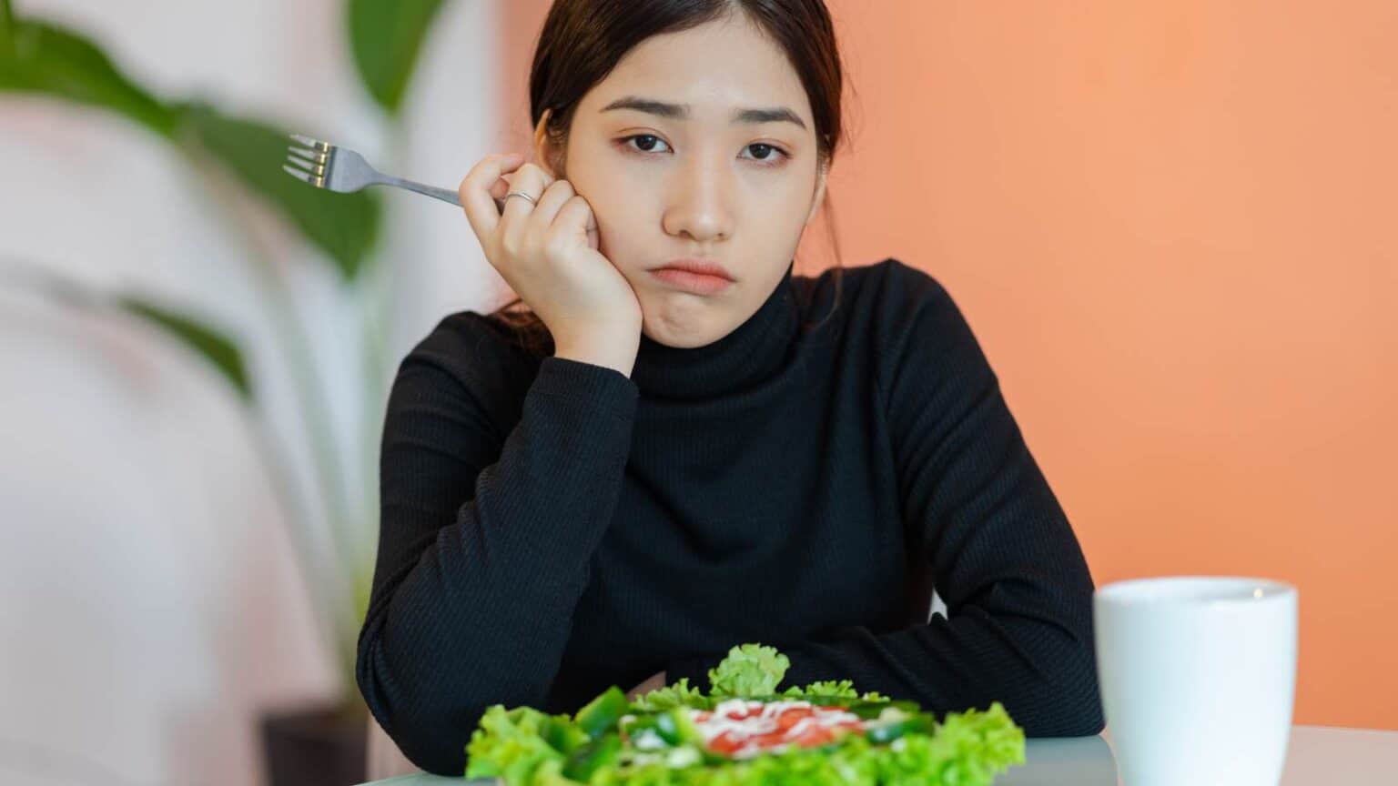 20 Ways Your Environment Affects What You Eat (Without You Noticing)