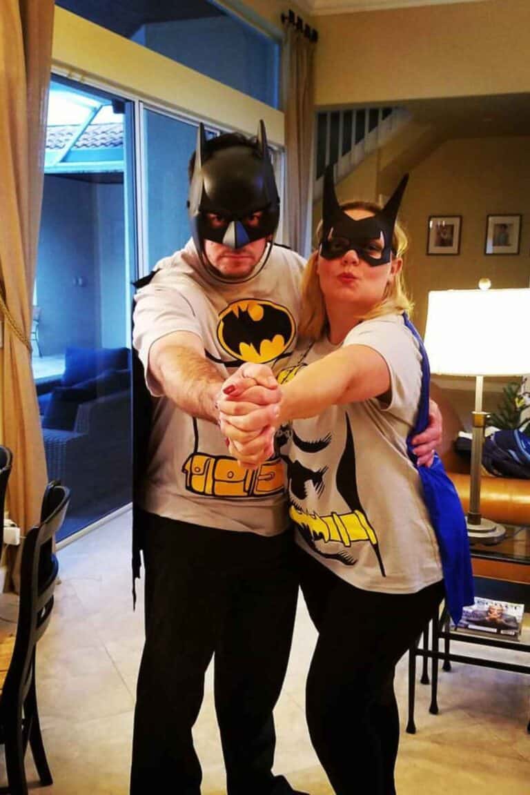 35 Halloween Costumes for Duos That Are Perfect for Friends or Couples