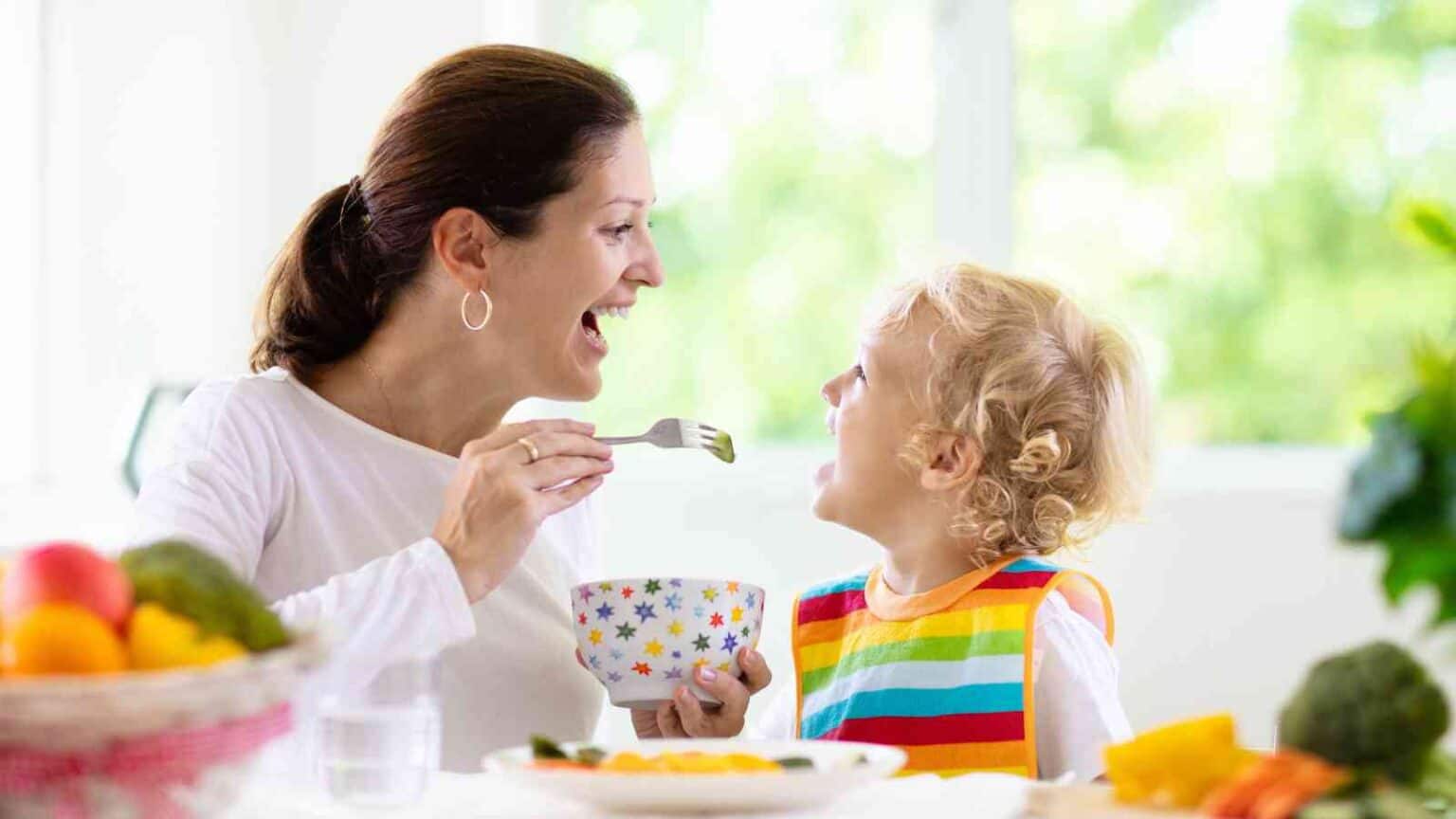 20 Tricks Parents Use To Help Picky Eaters Try New Foods
