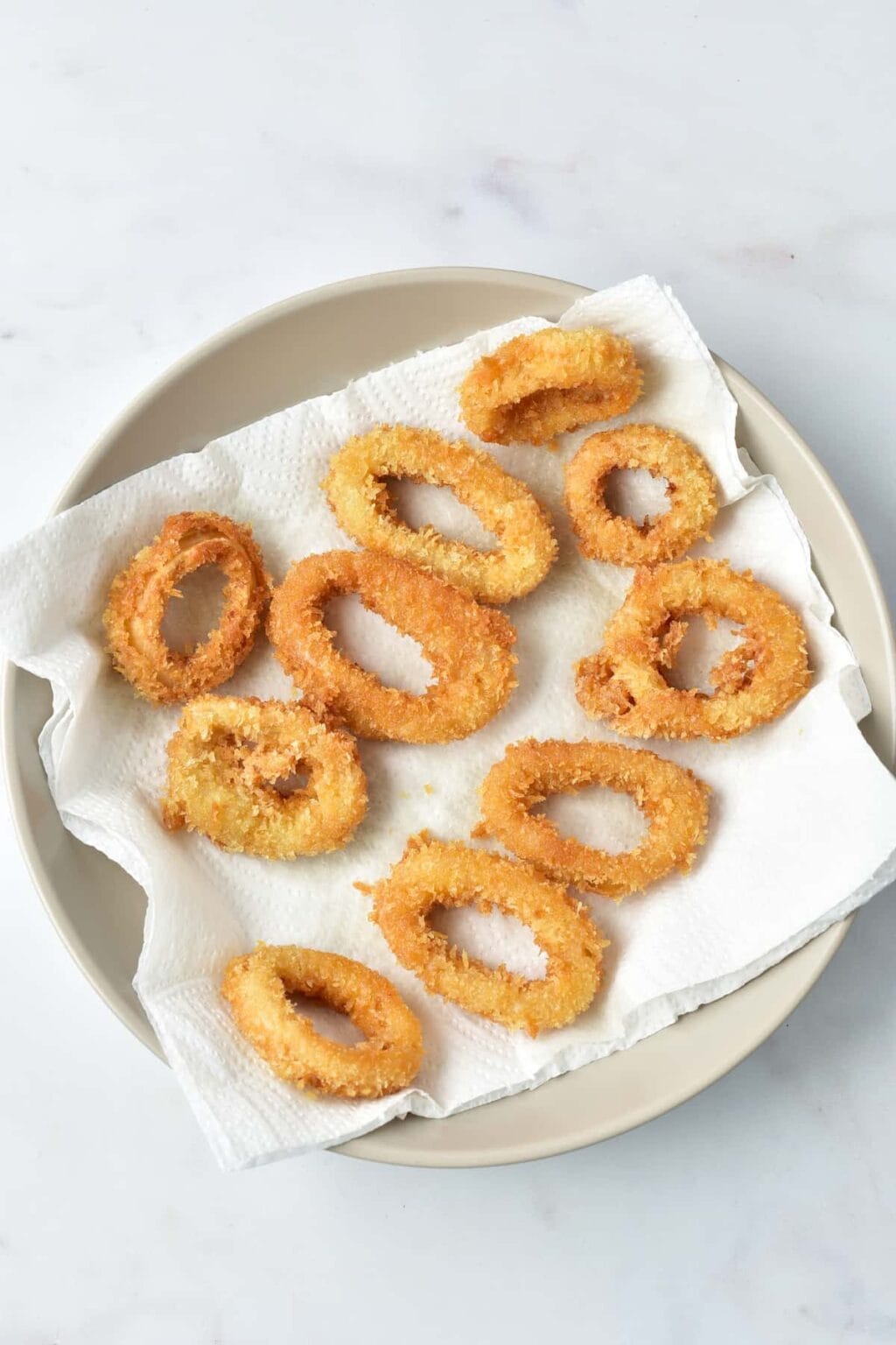 Restaurant-Style Crispy Calamari Rings with Just a Few Ingredients