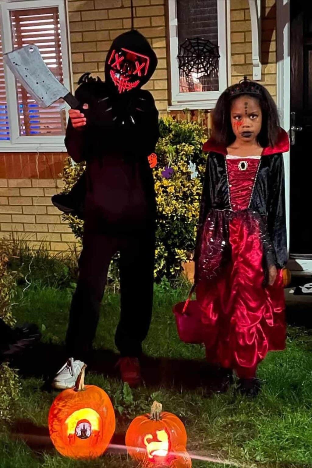 40 Adorable Halloween Costumes for Siblings That Go Together Perfectly