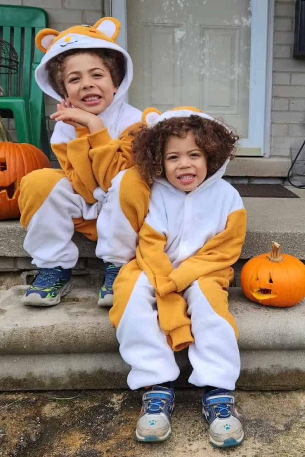 40 Adorable Halloween Costumes for Siblings That Go Together Perfectly