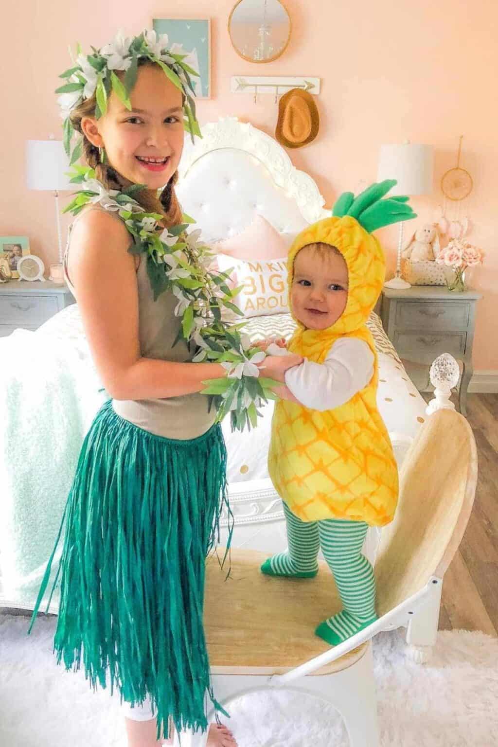 40 Adorable Halloween Costumes for Siblings That Go Together Perfectly