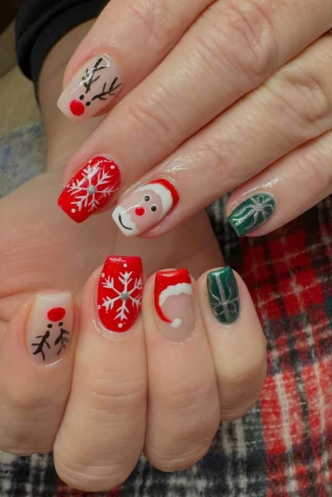 40 Jolly Santa Nail Designs That Bring Instant Holiday Cheer