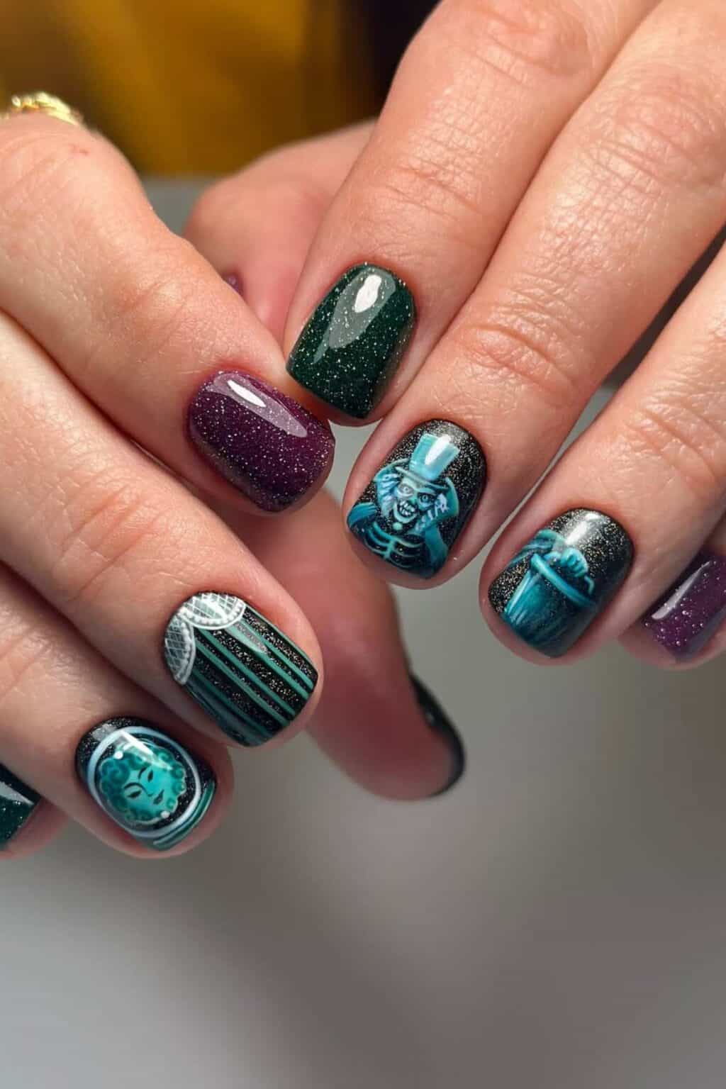 40 Disney Christmas Nails Perfect for Every Holiday Party