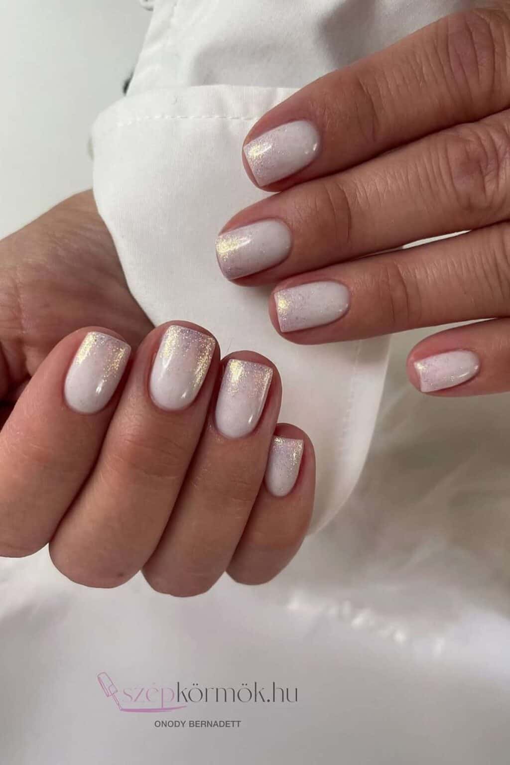 45 Classy Short Nail Designs That Are Timeless And Chic