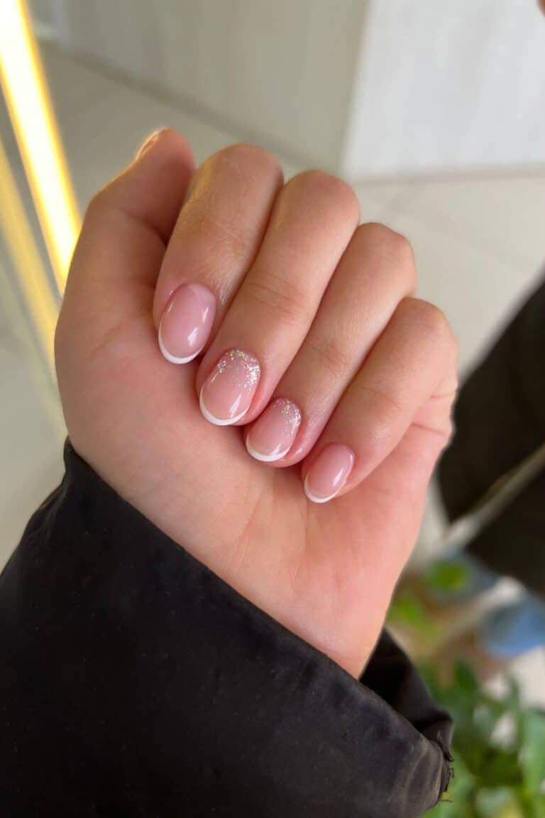 40 Short clear nail ideas you’ll want to wear on repeat