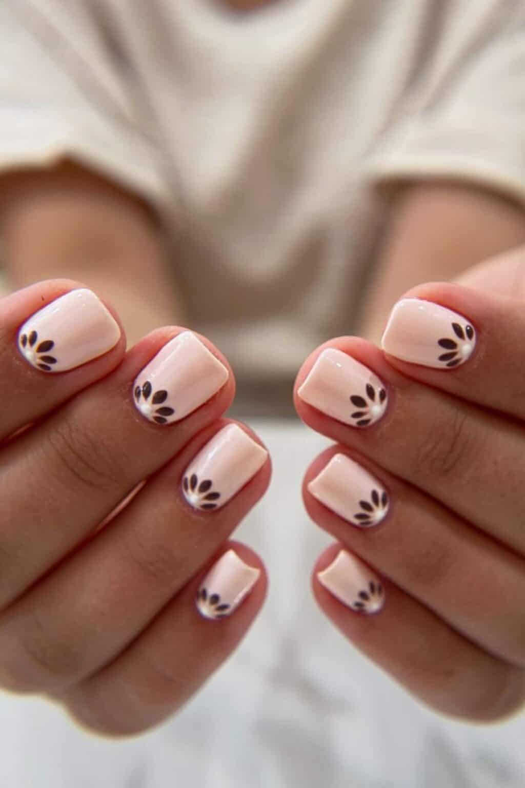 35 Short Spring Break Nail Designs for Sunny Getaways