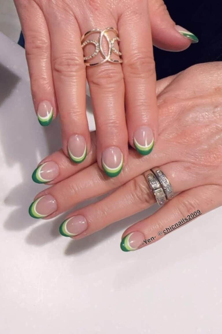 35 short St. Patrick’s Day nails to rock in March